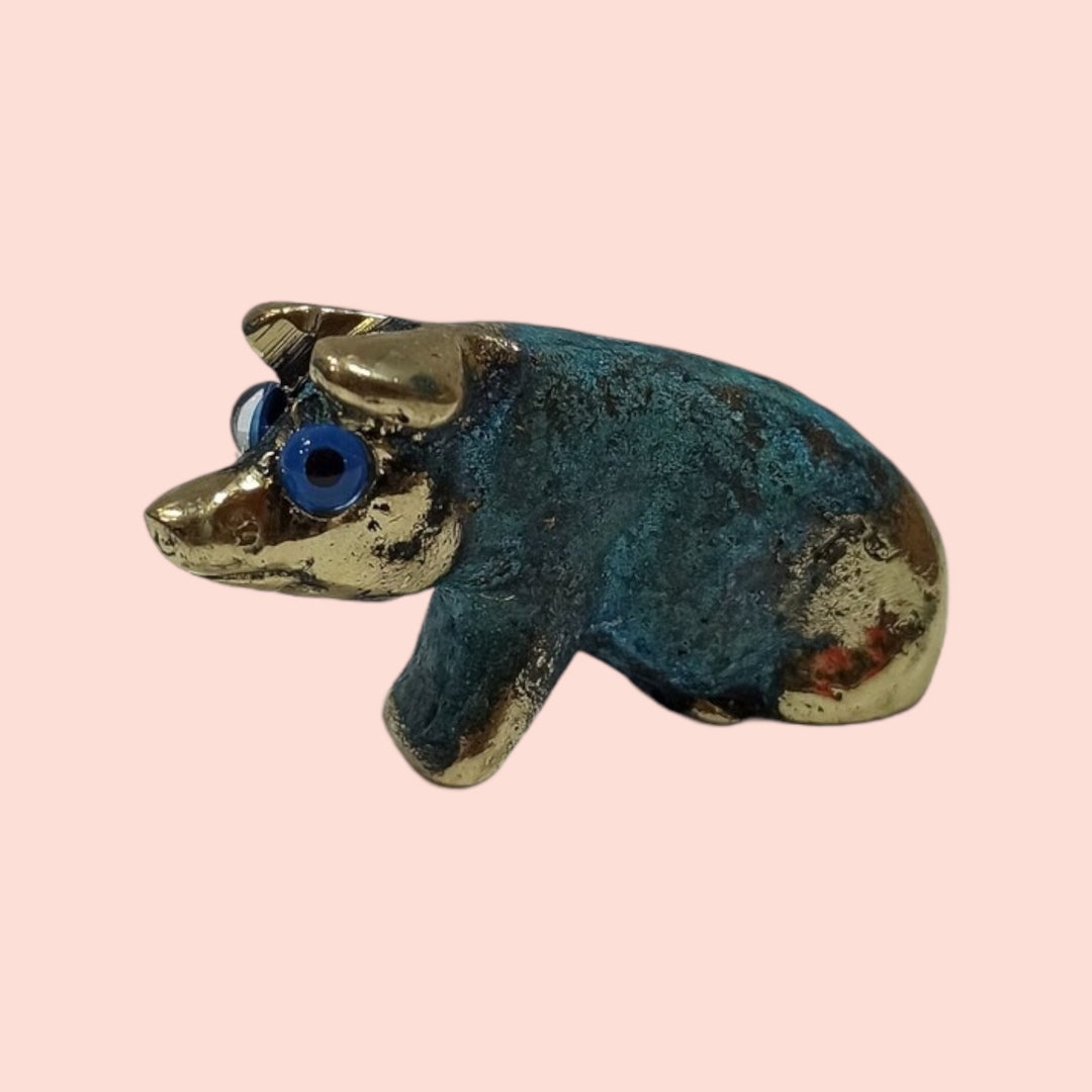 Pig - Sociable and Cute Animals - Symbol of Good Luck and Prosperity ...