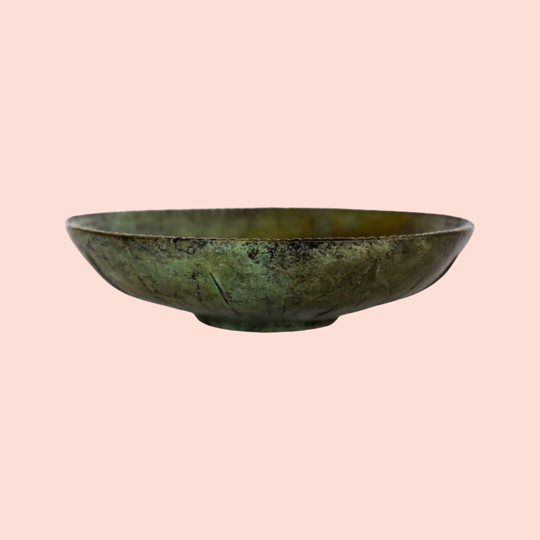 Ancient Greek Plate With Floral Design - Macedonian Kingdom ...