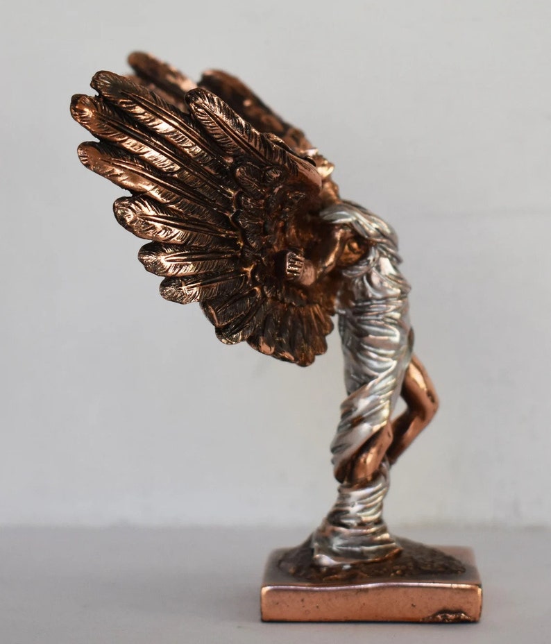 Icarus - Son of Daedalus - Flight From Crete With Wings From Wax and ...