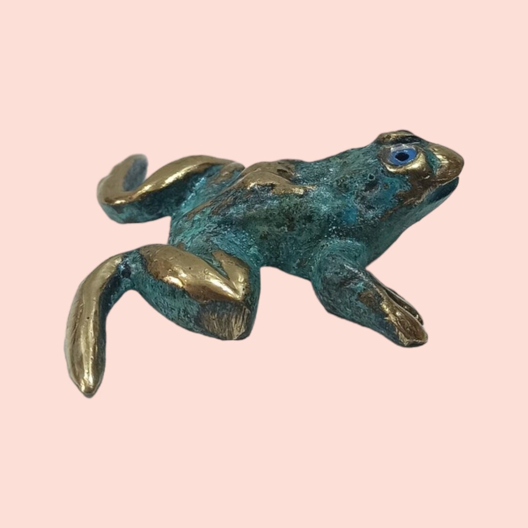 Frog - Symbol of Transformation, Change, Cleanse Through Water ...