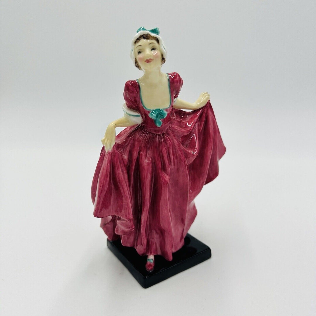 Royal Doulton Lady Delight HN 1772 Figurine Hand Painted Porcelain ...