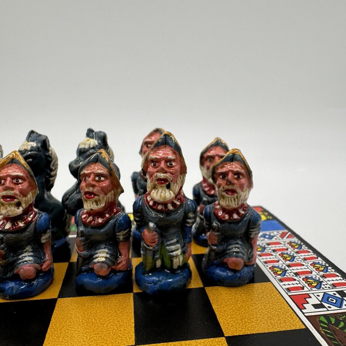 Chess Set Aztec Mayan Incas VS Spanish Conquistadors Vtg Hand Painted ...