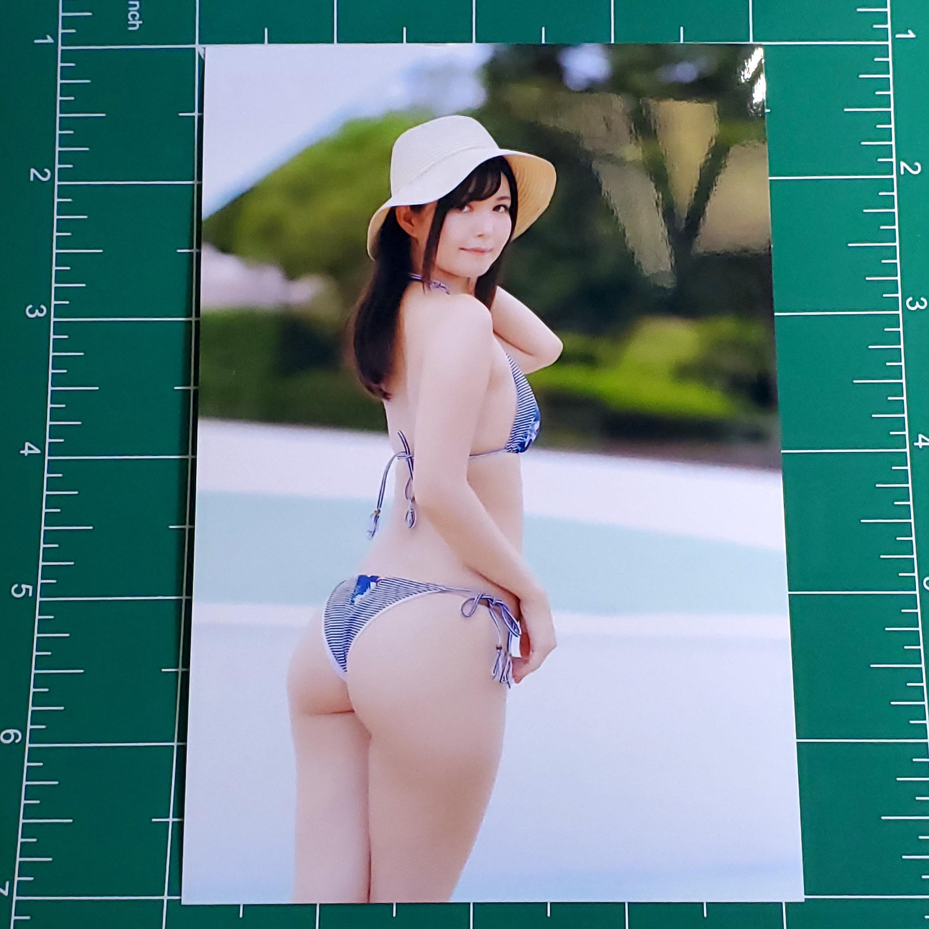 Asian Pin Up Art