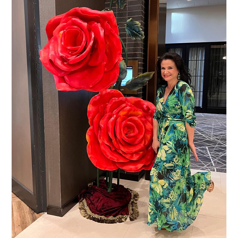 Giant Foam Rose: Wedding Stage Flower Backdrop Decor - Etsy