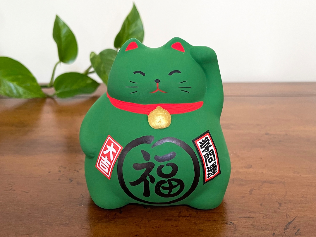 Green Japanese Lucky Cat Statue Maneki Neko, Beckoning Waving Cat for ...
