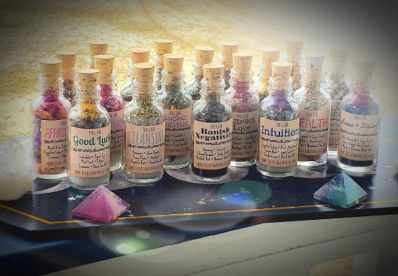 BALANCE & HARMONY Spell Jar of Crystals Herbs Salts // Full Moon New ...