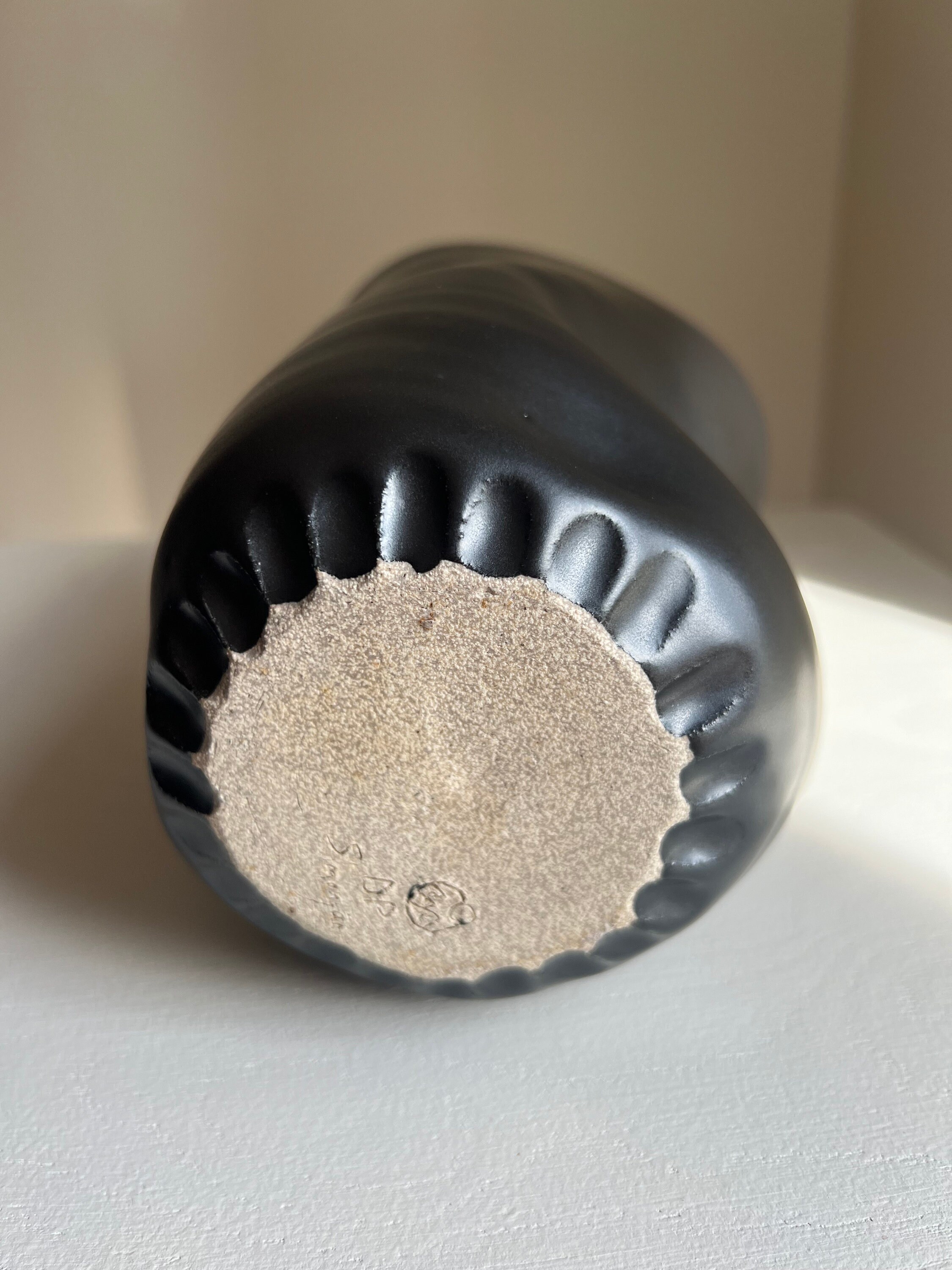 Matte Black Ceramic Vase, Modern Ceramic Vase, Flower Vase Asymmetric ...