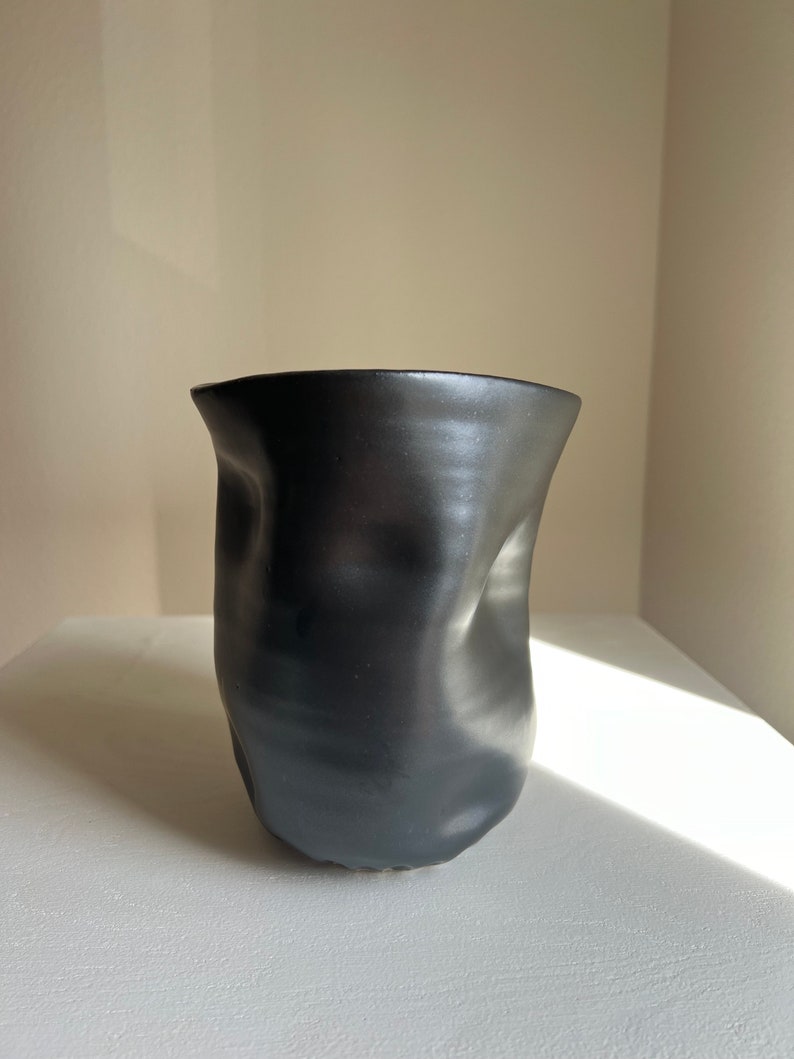 Matte Black Ceramic Vase, Modern Ceramic Vase, Flower Vase Asymmetric ...