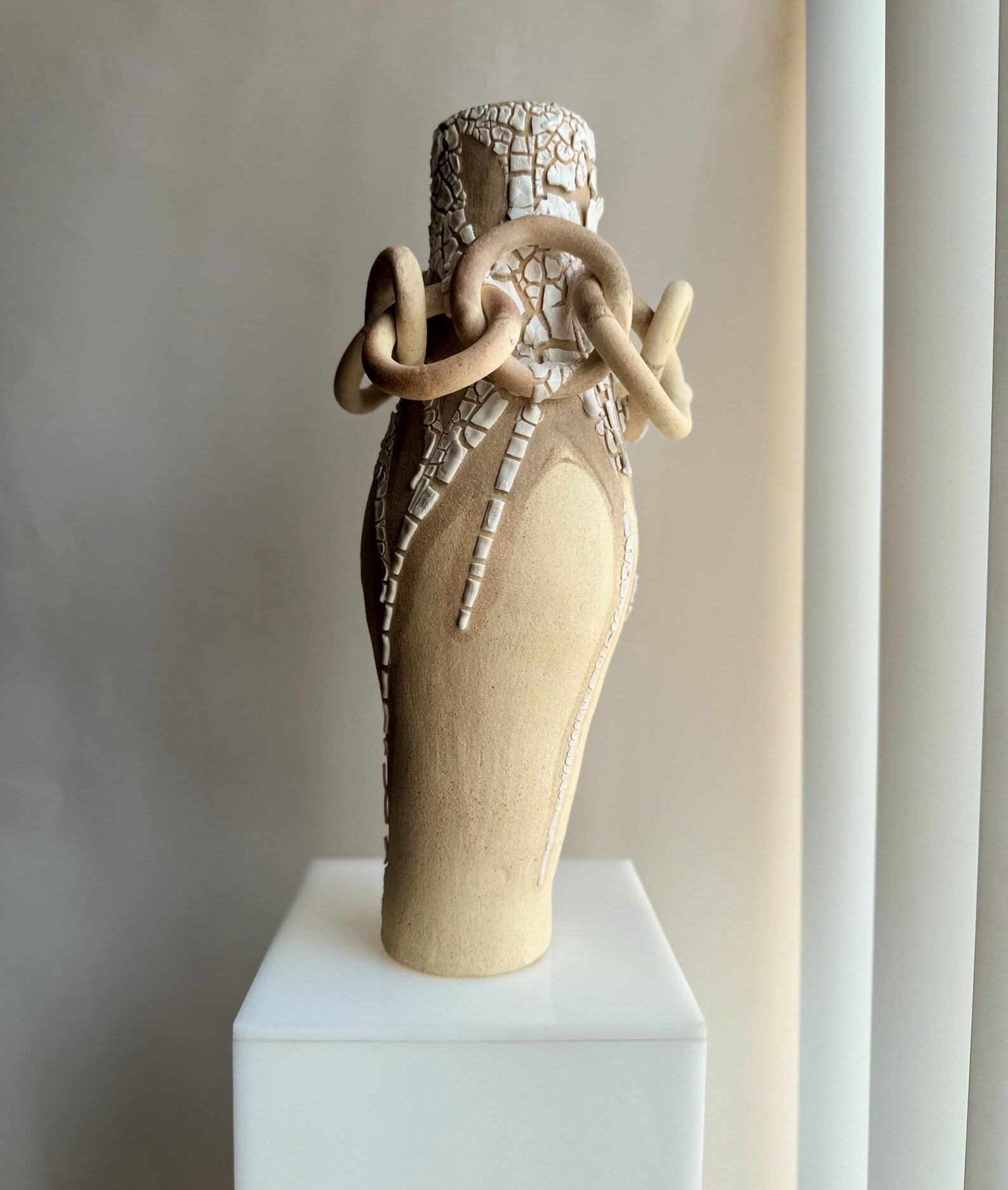 Asymmetric Ceramic Chain Vase, Handmade Vase, Sculptural Modern Chain ...