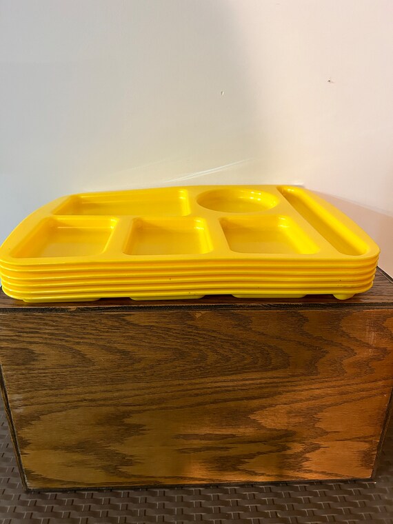 6 Yellow Lunch School Trays - Gem