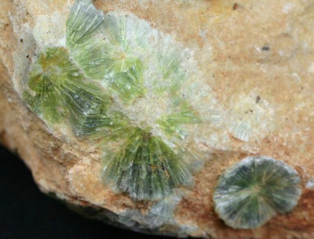 Beautiful RARE GREEN Wavellite Specimen From Arkansas 1 Lb. 1 Oz ...