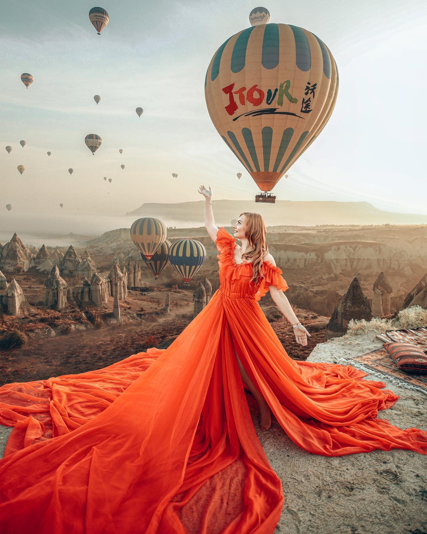 Flying Dress for Photoshoot Flowy Engagement Dress Long - Etsy