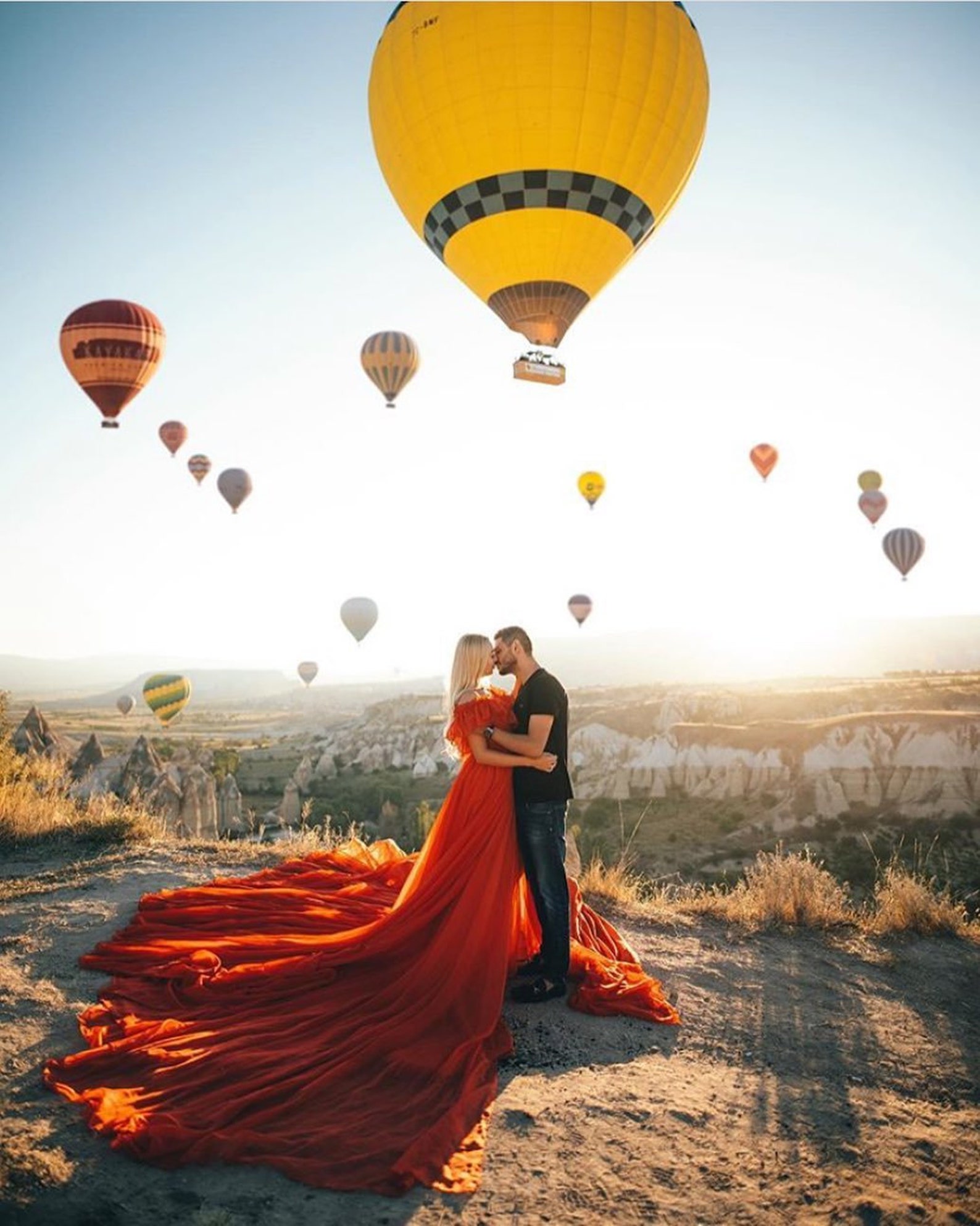 Flying Dress for Photoshoot Flowy Engagement Dress Long - Etsy