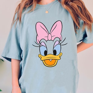 Daisy Duck Big Face Shirt, Mickey and Friends T-shirt, Donald Duck Tee ...