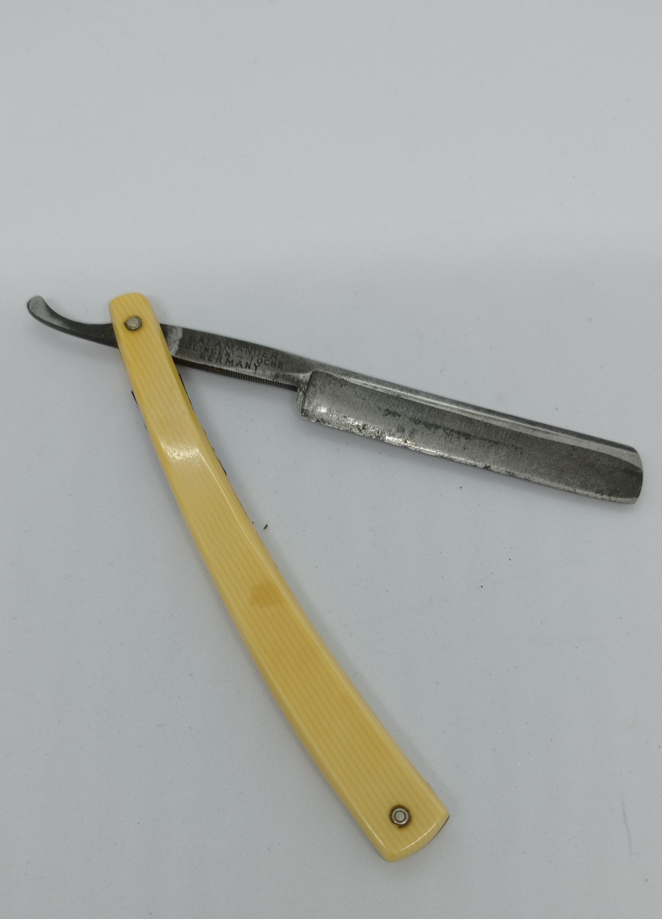 Vintage Salamander Wedge Straight Razor With Ivory Celluloid Handle ...