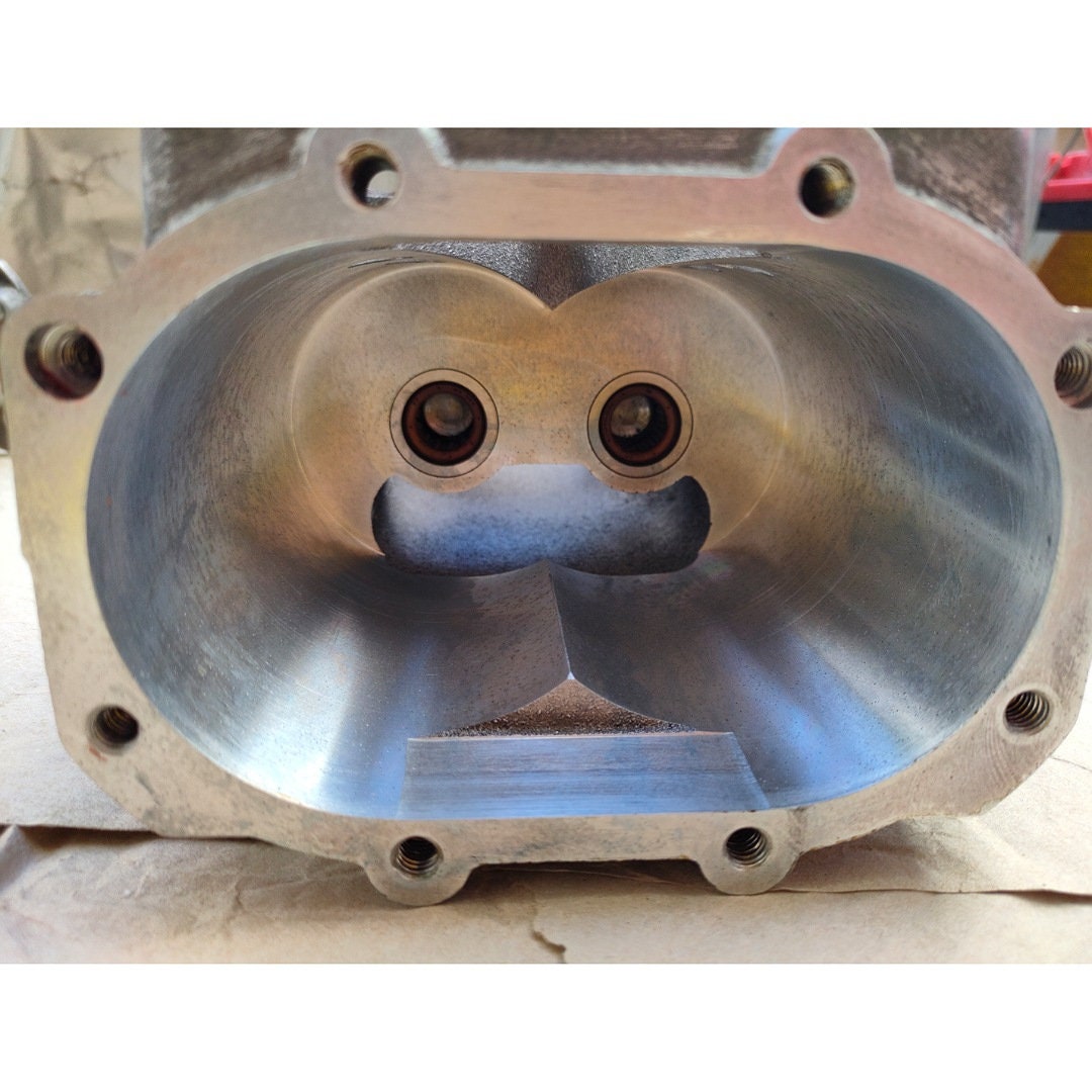 Eaton R171 Volumetric Compressor 2710902380 A2710902380 Mercedes SLK ...