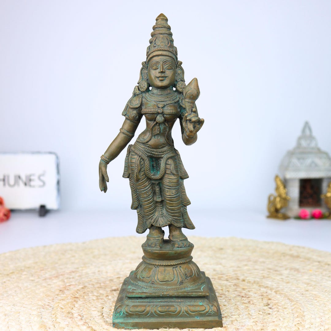Bhunes Bronze Sri Devi Idols, Lakshmi Statue, Panchadhatu Laxmi ...