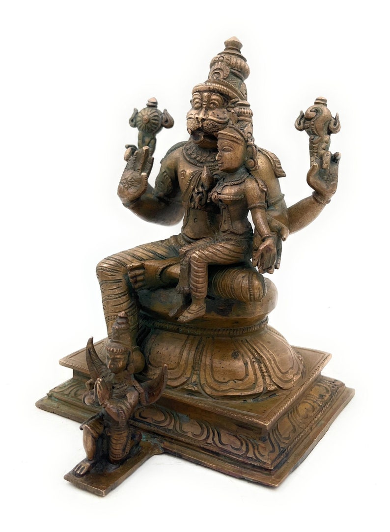 Bhunes Bronze Lakshmi Narasimha Swamy Idol, Panchaloha Laxmi Narasima ...