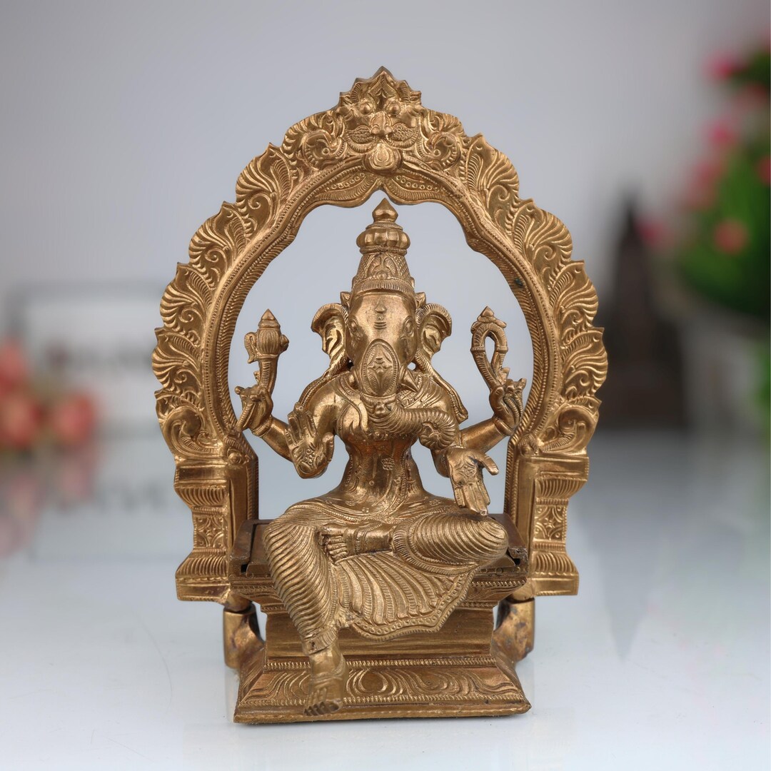 Bronze Vinayaki Idol: Panchaloha Female Ganesha Statue, Chola Art - Etsy