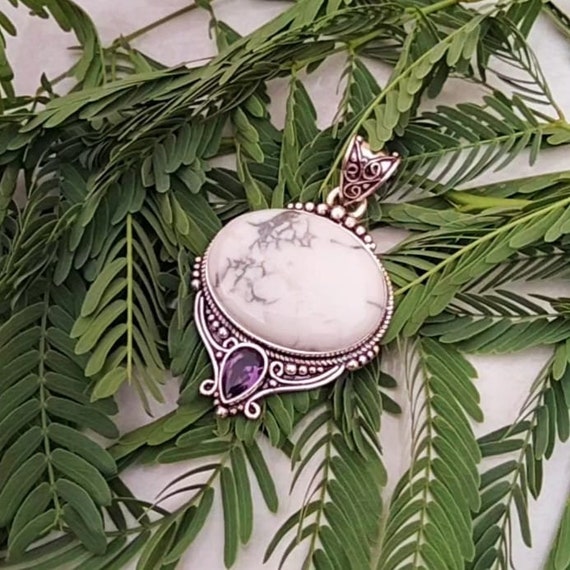 Howlite and Amethyst Pendant Multi Stone Pendant Howlite - Etsy