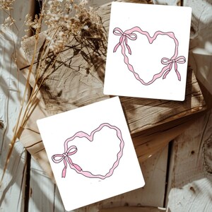 Whimsical Frames & Bows Clipart, Wavy Squiggle Heart Frame, Hand-drawn ...