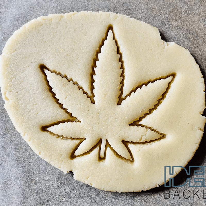 Pot Leaf Cookie Cutters Etsy