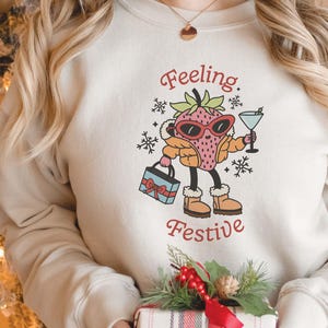 Feeling Festive Strawberry SVG and PNG File, Cute Trendy Holidays Artsy ...