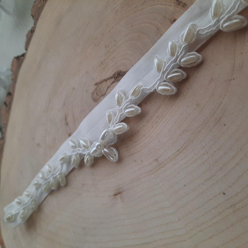 Embroidery Ivory Sleek Simple Garter for Wedding Bridal - Etsy