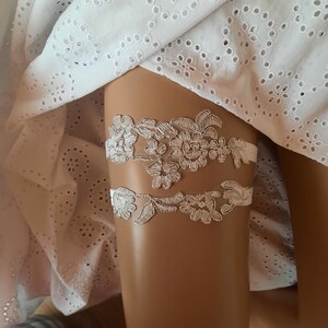 Ivory Silver Frame Lace Garter Set, Garters for Wedding, No Slip Grip ...