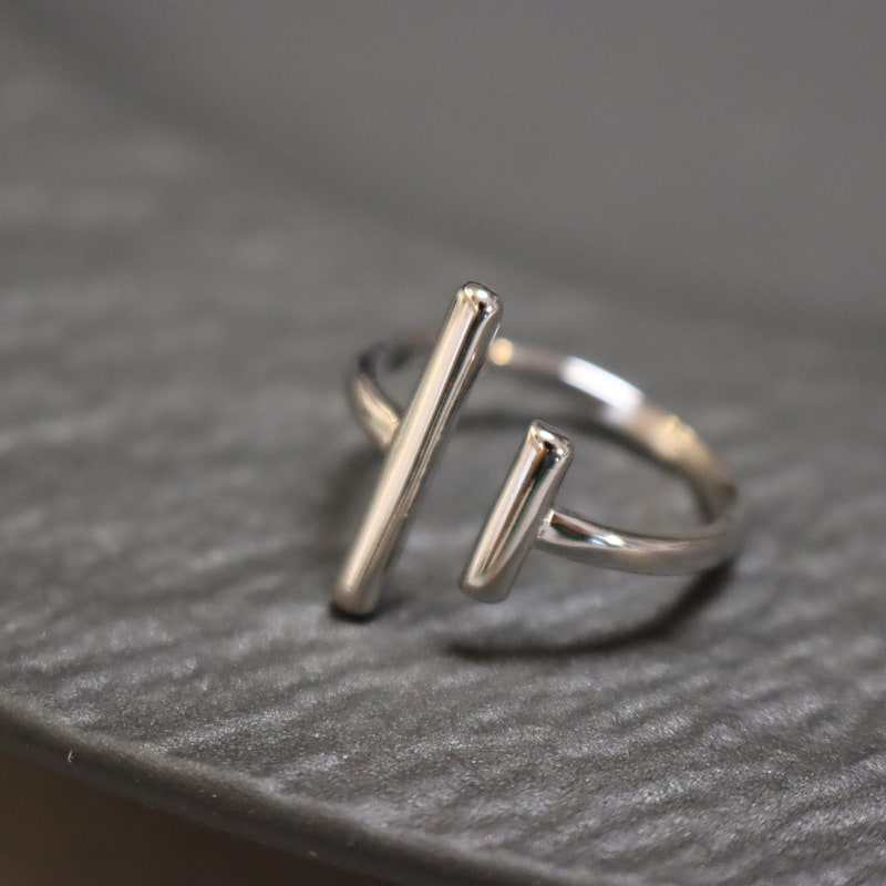 T Ring - Etsy