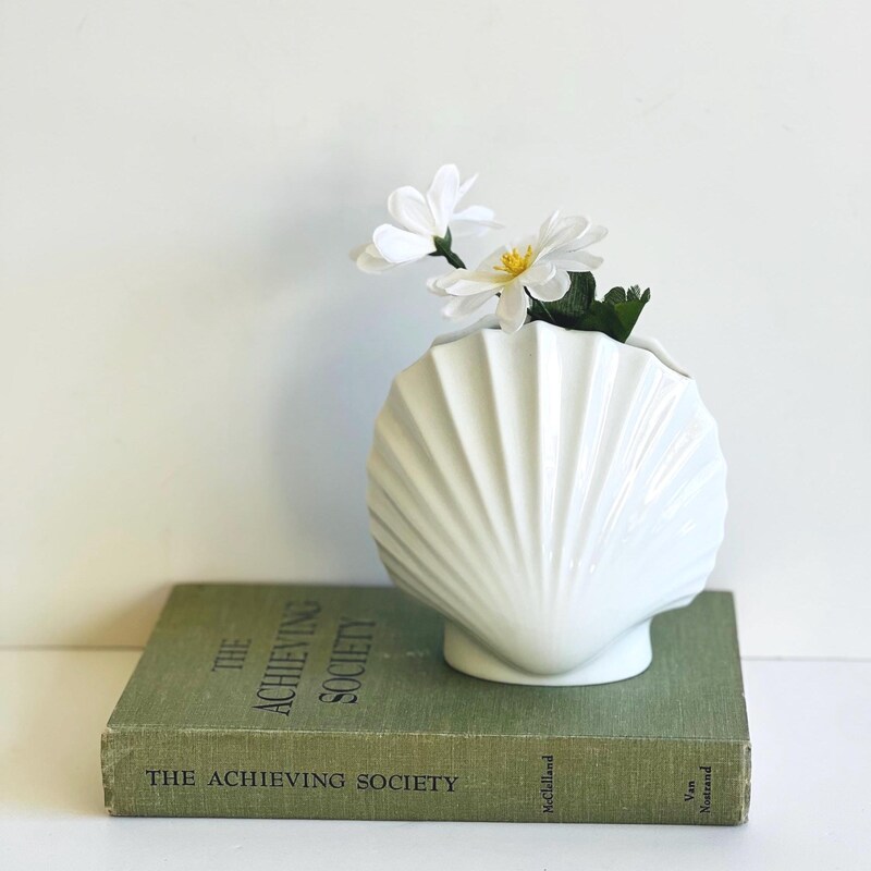 Clam Shell Planter - Etsy