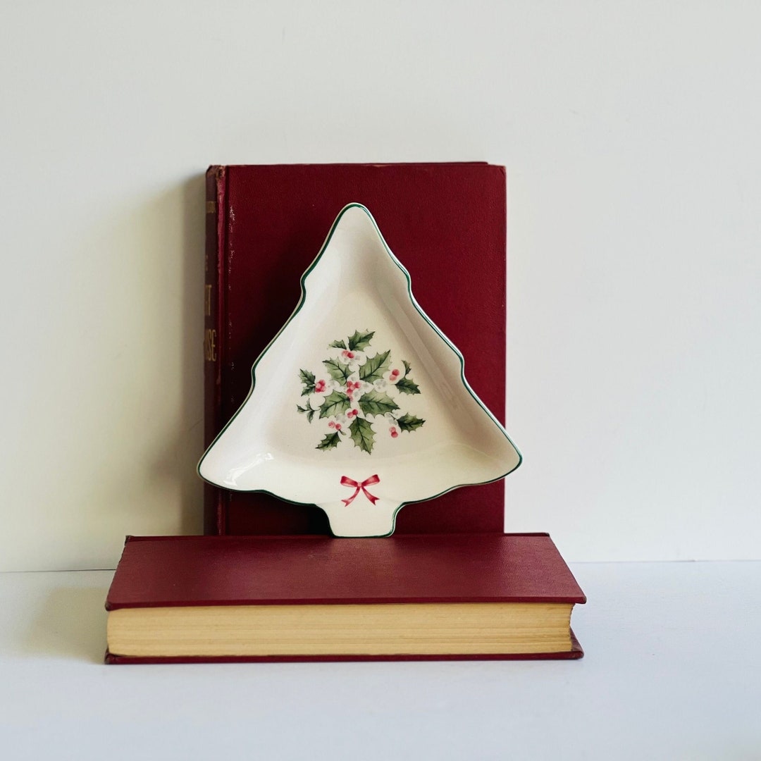 Christmas Tree Shaped Candy Dish Nikko of Japan Festive Holly Porcelain ...