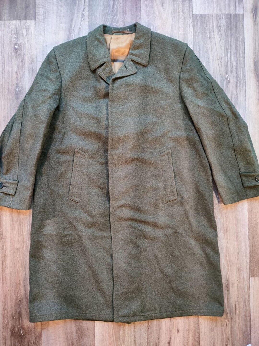 Long Vintage Italian Olive Green Wool Coat – Old-fashioned Uniform ...