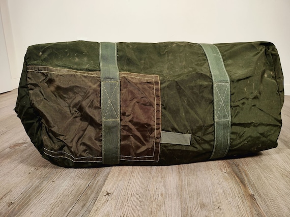 French Army TAP paratrooper bag. - Gem