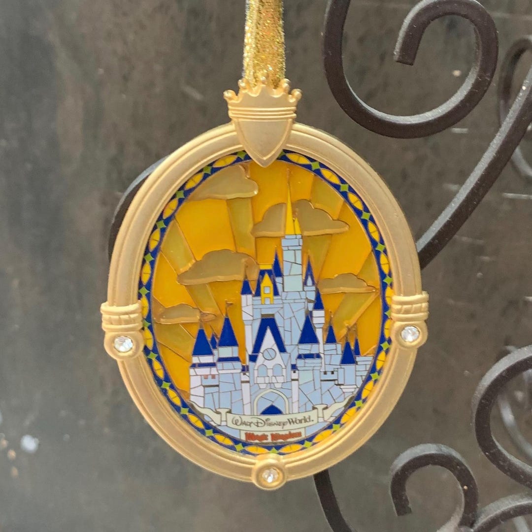 Walt Disney World Magic Kingdom Cinderella Castle Golden Edition ...