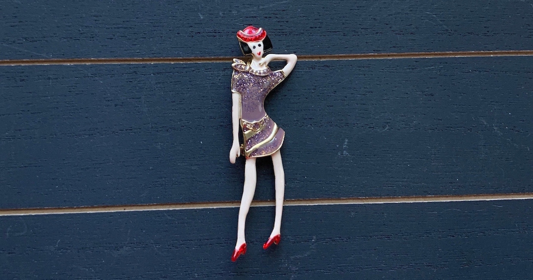 Adorable Vintage Flapper Pin - Etsy