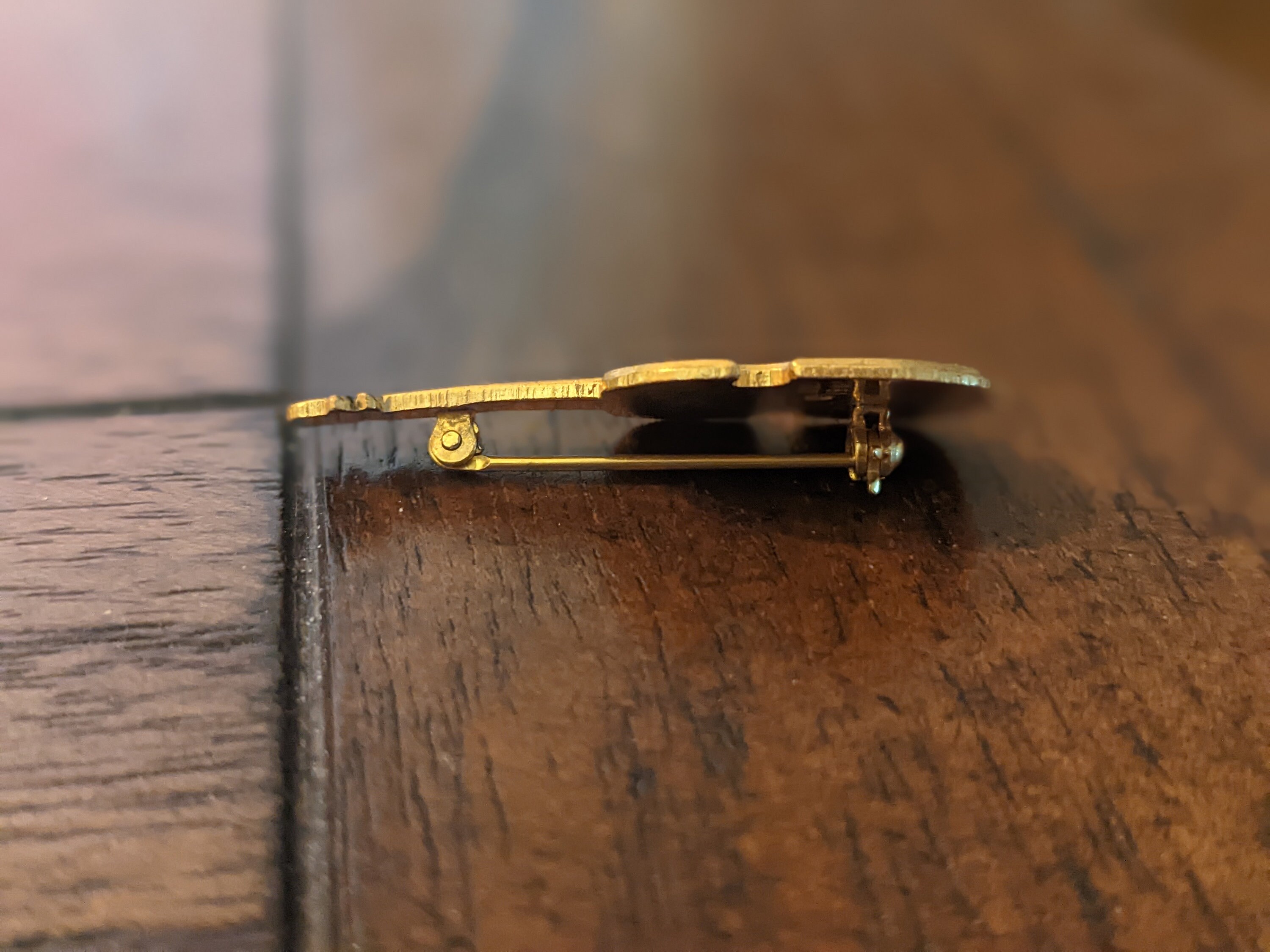 Vintage 1985 MMA Metropolitan Museum of Art Violin Guitar Gold Black ...