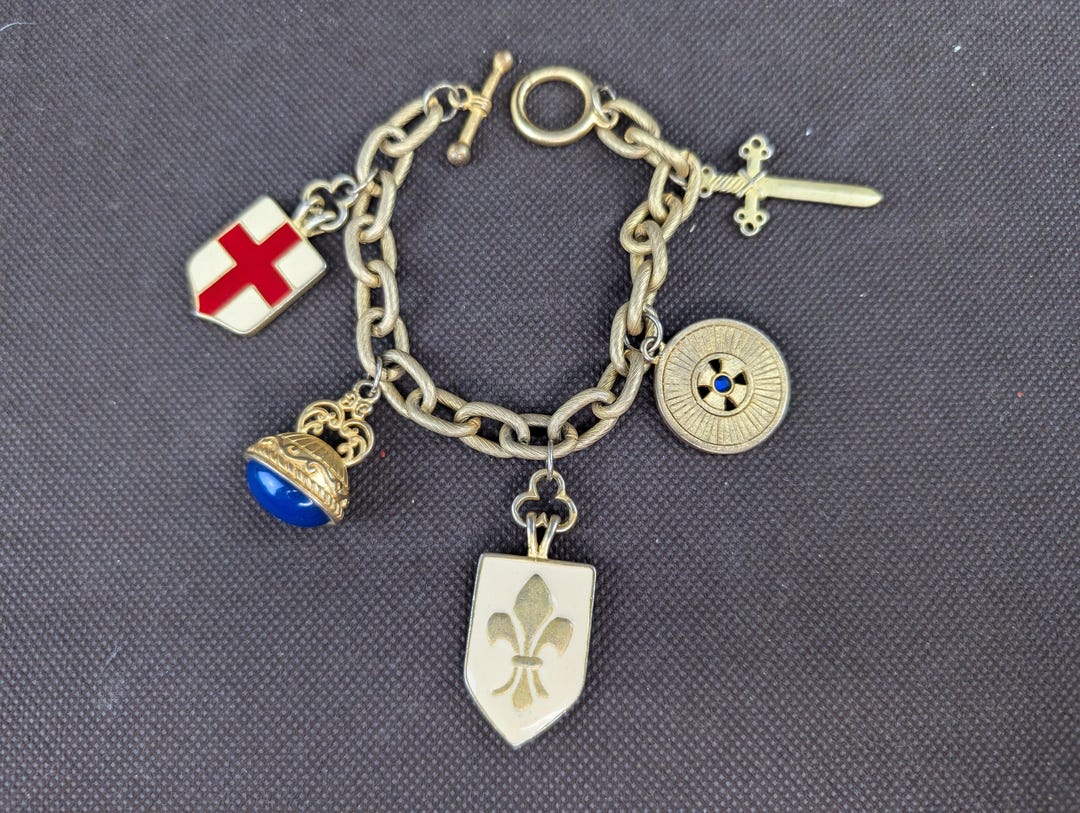 Vtg Gold Tone Heraldic Coat of Arms Red Cross Fleur De Lis Chain Charm ...