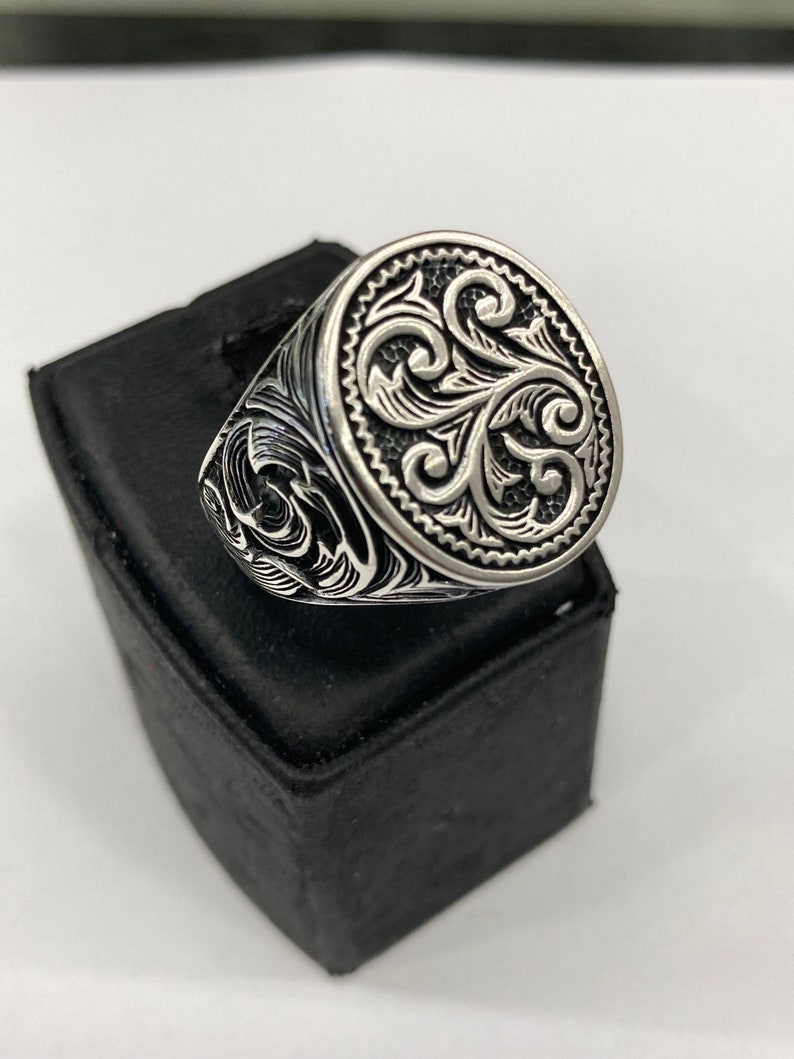 Engraved Men's Ring - Etsy