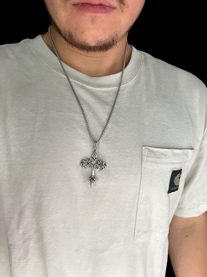 Y2K Gothic Flame Cross Necklace - Retro Biker Cross Pendant Necklance ...