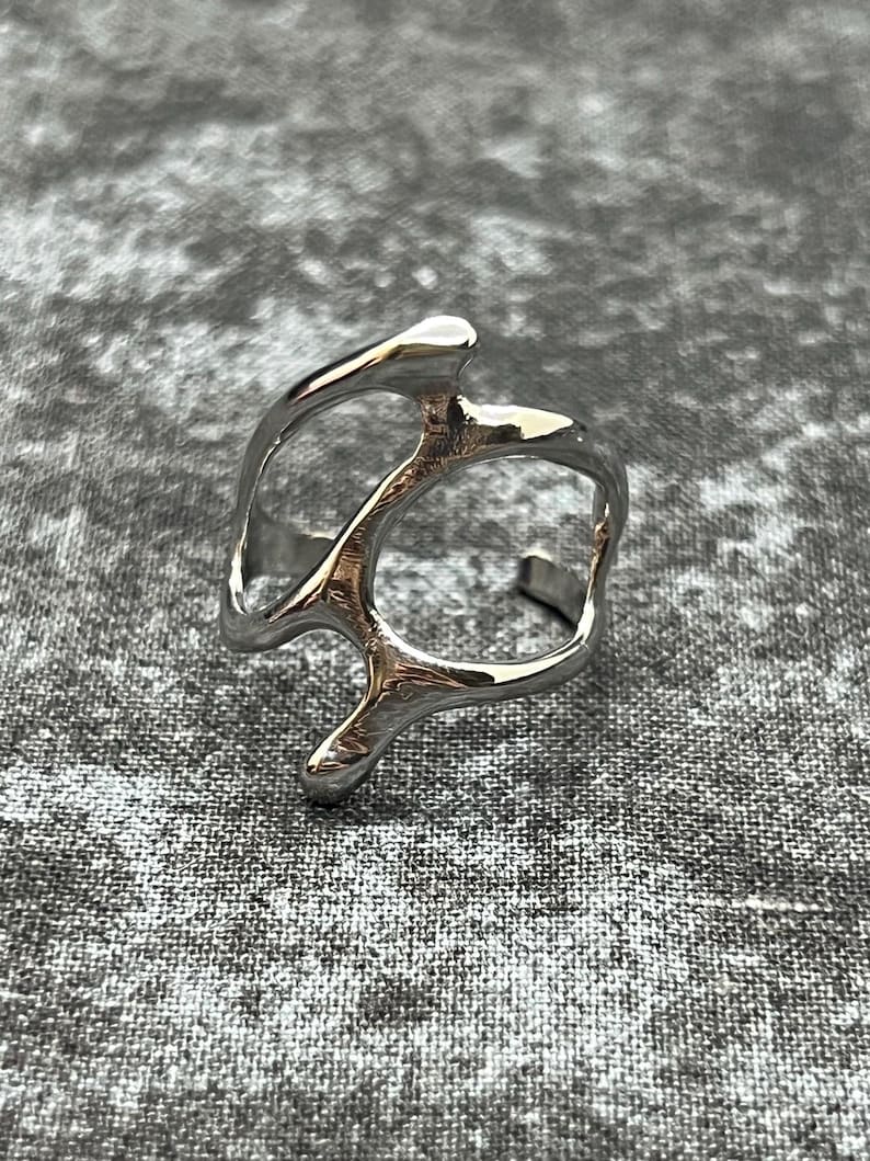 Minimalist Silver Fluid Ring: Abstract Open Design, Adjustable - Etsy