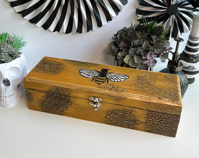 Humble Bee Hive - Bee Themed Storage Box - Pyrography Honeycomb ...