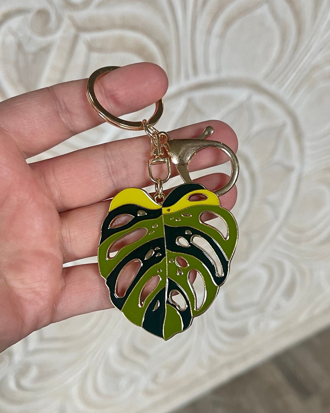 Monstera Leaf Keychain. - Etsy