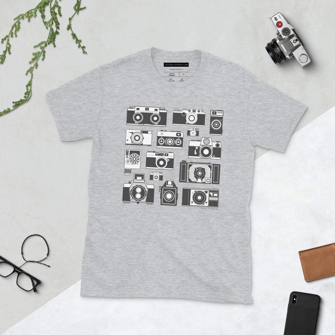Vintage Cameras Illustration T-shirt (2 of 2), Vintage Camera Shirt ...