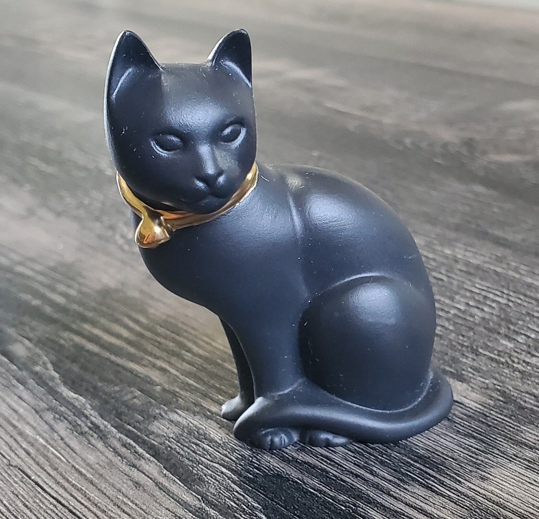 The Franklin Mint BLACK BASALT Curio Cabinet Cats - Etsy
