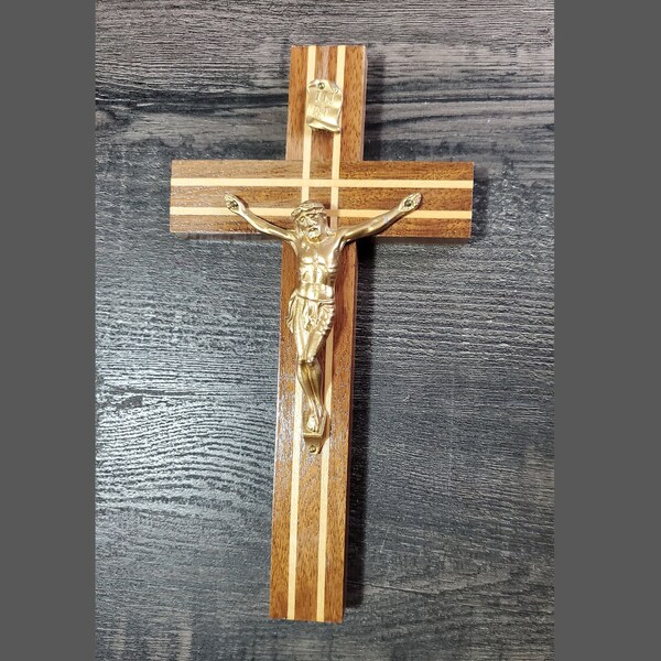 Unique Crucifix - Etsy
