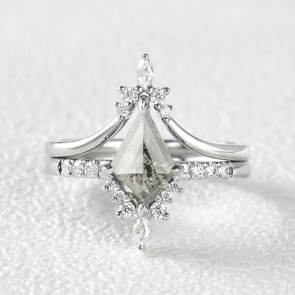 Kite Diamond Ring - Etsy