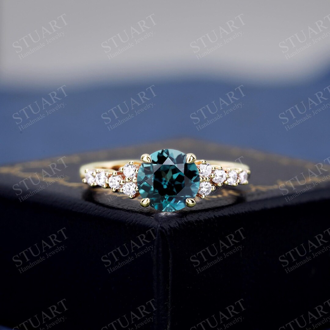 Lab Created Blue Green Sapphire Ring for Women Cluster Ring Round Cut ...