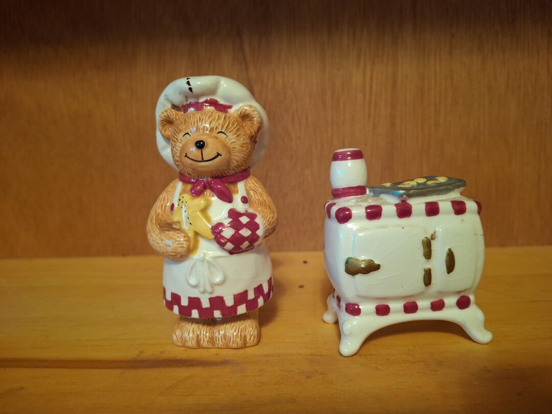 Vintage, Ceramic, Avon Bear Chef and Stove Salt and Pepper Shakers ...