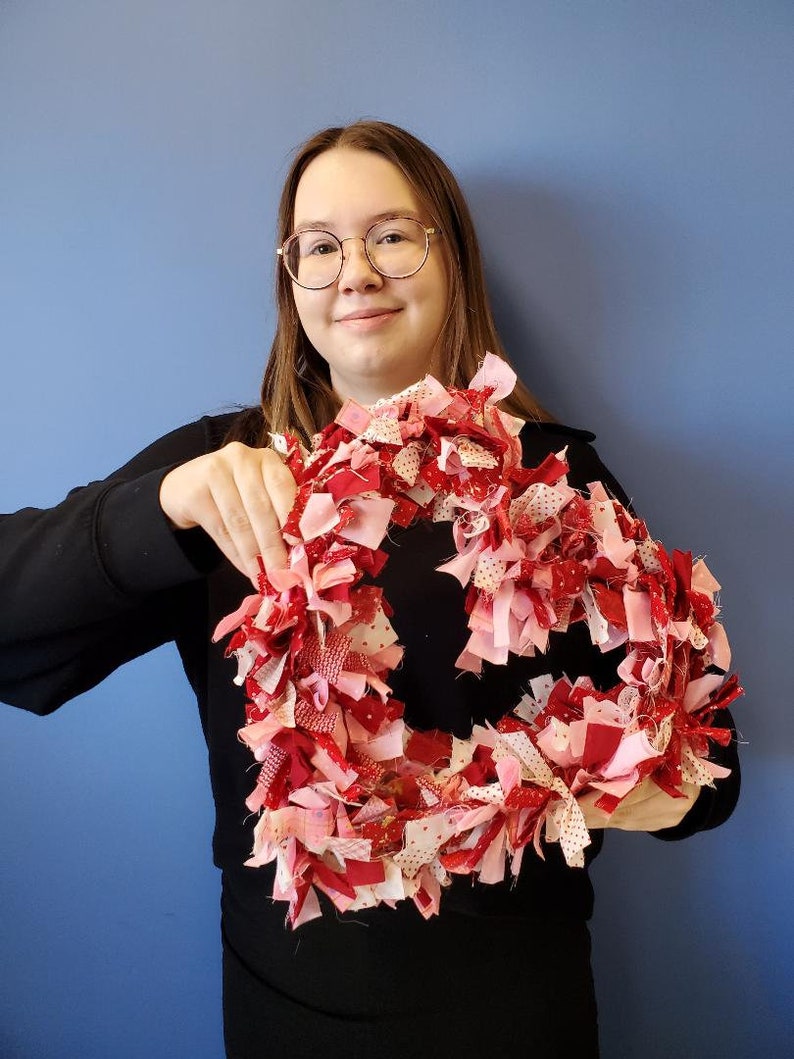 Red and Pink Heart Scrap Wreath, Valentine Rag Wreath, Fabric Wreath ...